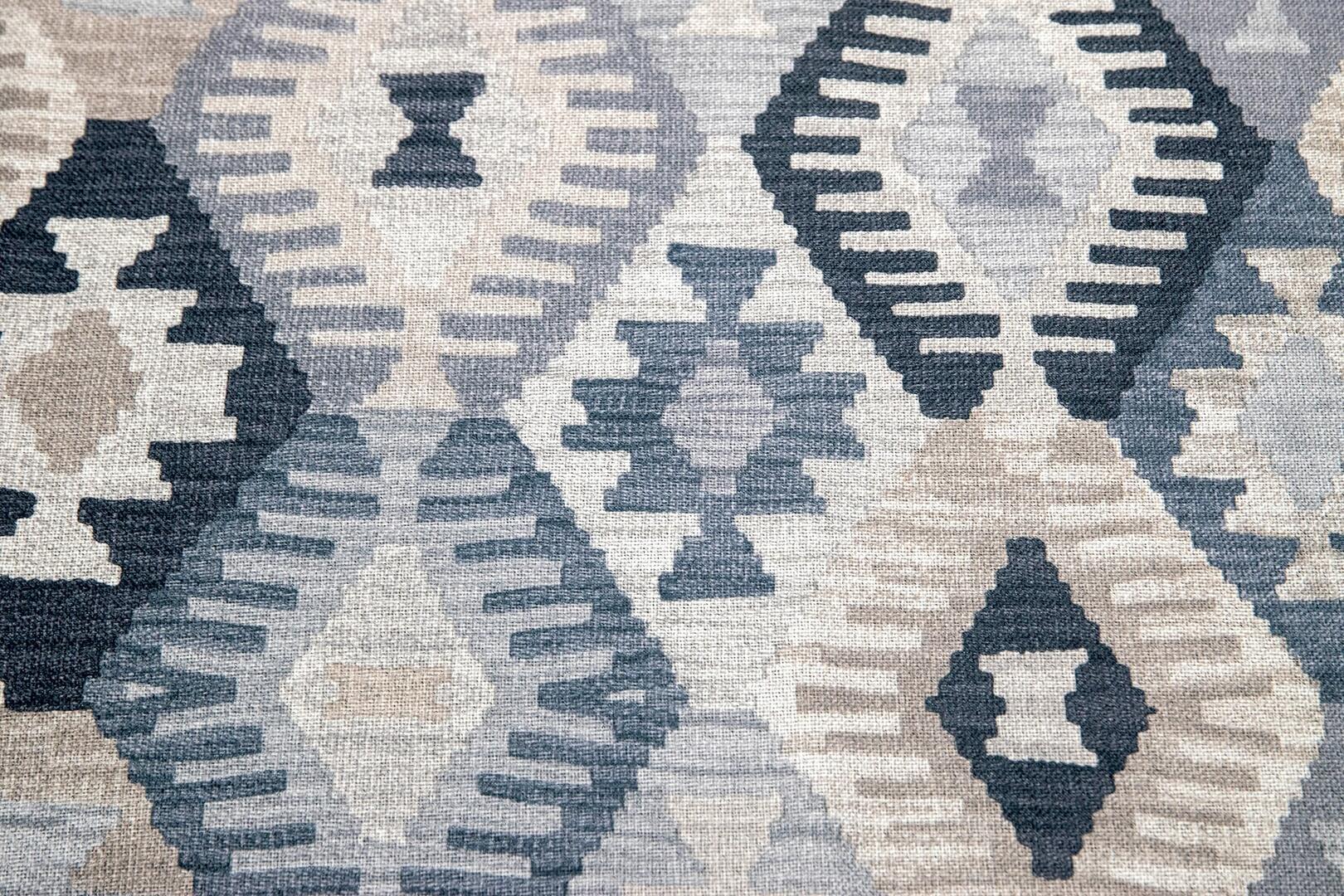 Aztec anthracite-grey